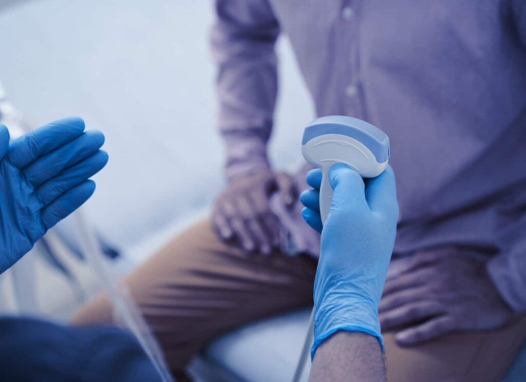 Échographie prostatique | Centre de radiologie | Révélis | Paris