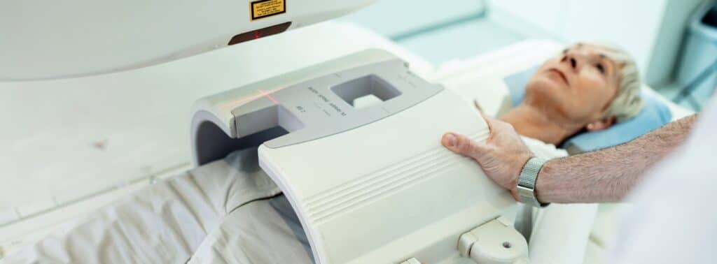 Quels sont les avantages de l'infiltration épidurale sous scanner ...